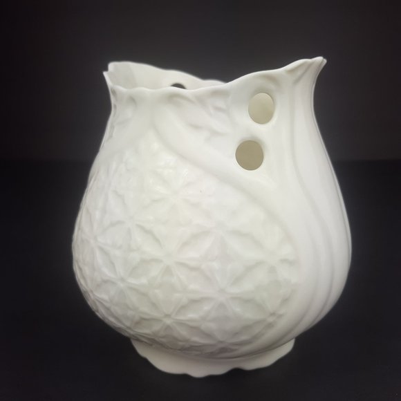 Belleek | Accents | Belleek Collectibles Votive Candle Holder 999 ...
